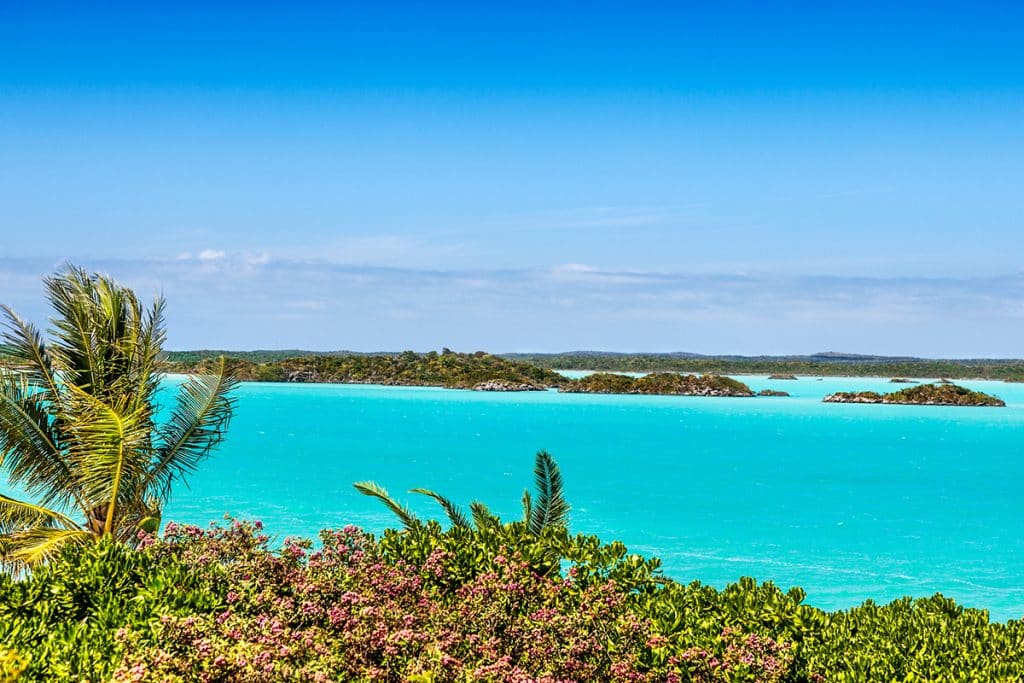 Life-Changing Mission Trip to Turks and Caicos - Smile Shack